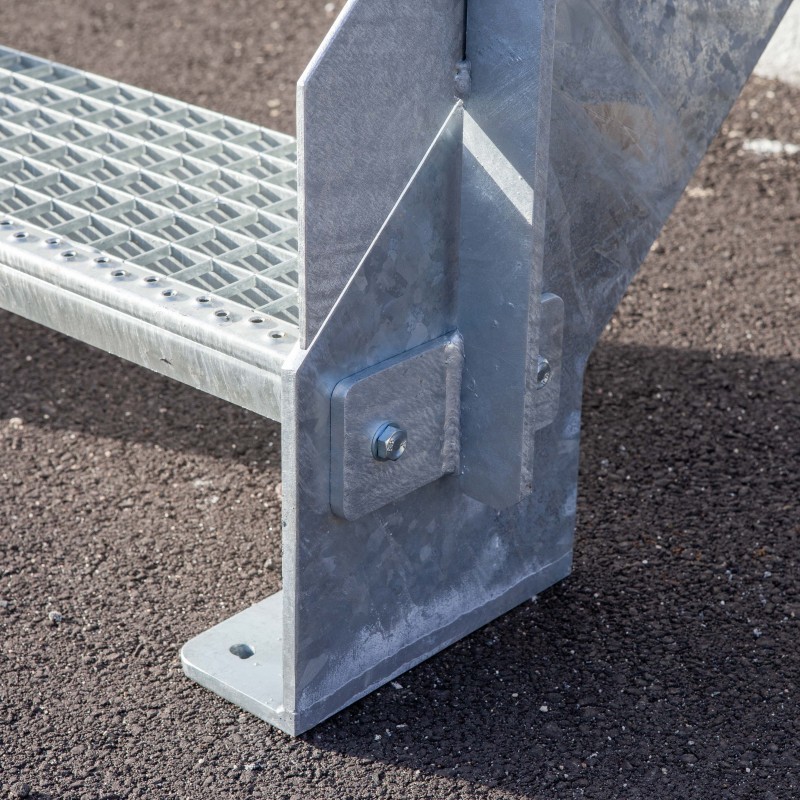 Escalier acier droit industriel - H1400 - la900 - 1 garde-corps ...
